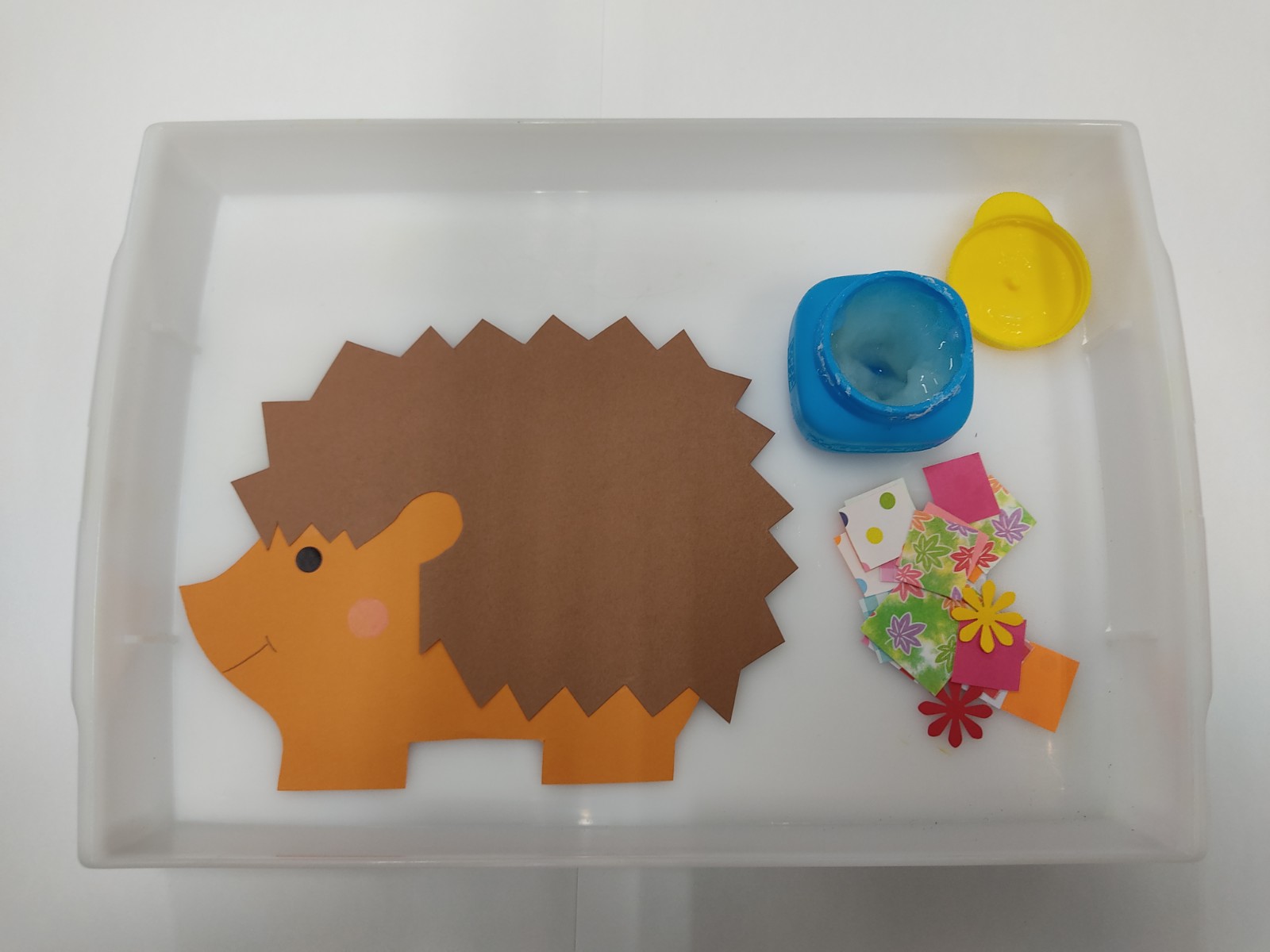 10月平面製作【ハリネズミ】 | 児童発達支援CoCoRearはぐ